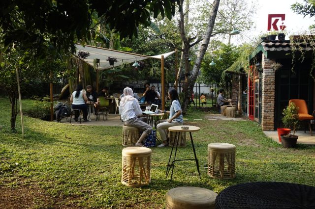 7 Cafe Hidden Gem Jakarta yang Bisa Anda Kunjungi Bareng Teman – Bolu Kukus Nusarasa